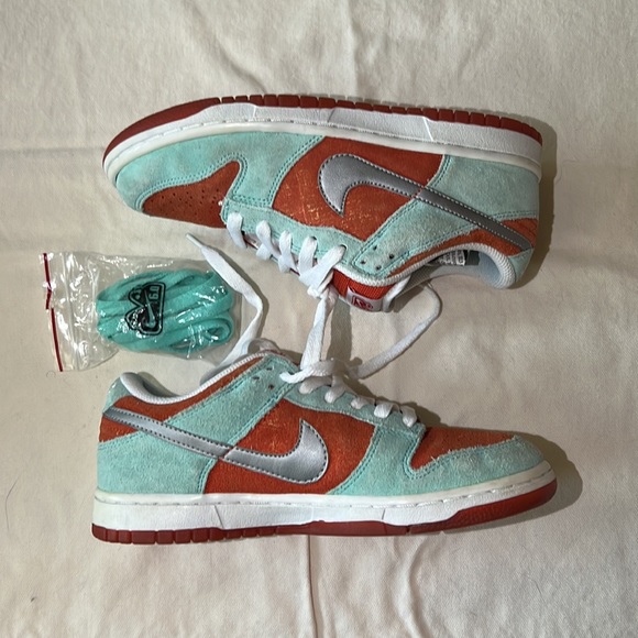 Nike | Shoes | Nike Dunk Low 6 | Poshmark